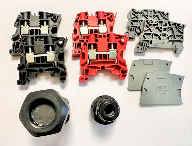 SolaDeck 01612 600V 65amp 2-Circuit Solar Terminal Block Kit ...