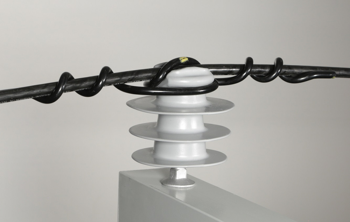 Preformed Line Products TTF-1203 F-Neck Plastic Line Tie .921-1.100 ...